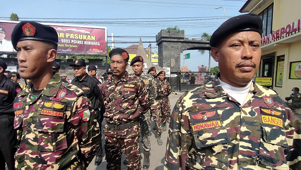 Untuk Pemudik, Banser NU Rembang Buka Bengkel